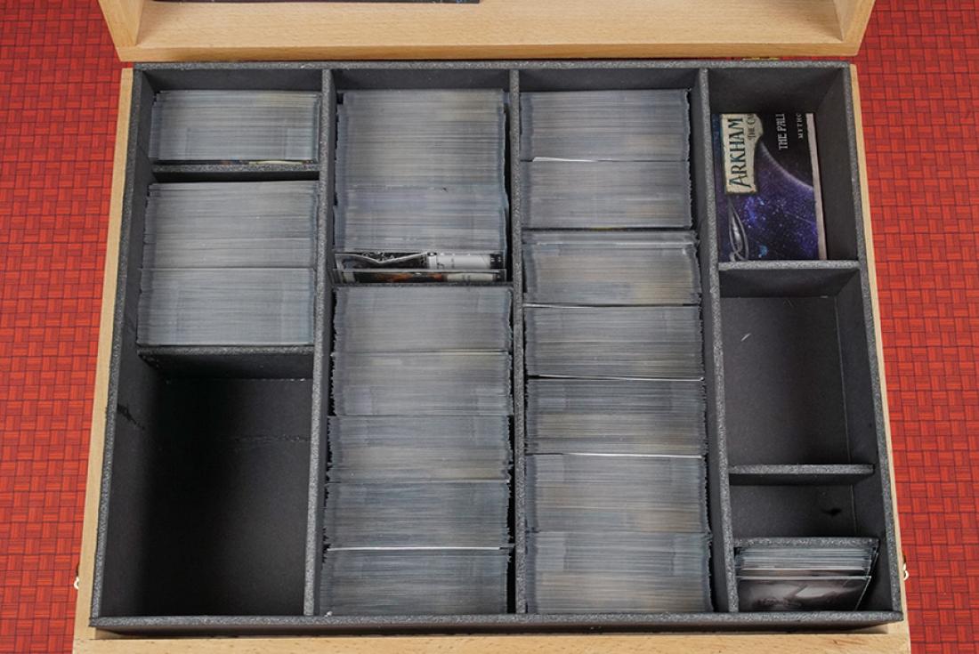 Arkham Horror TCG: Storage System | Insert Here